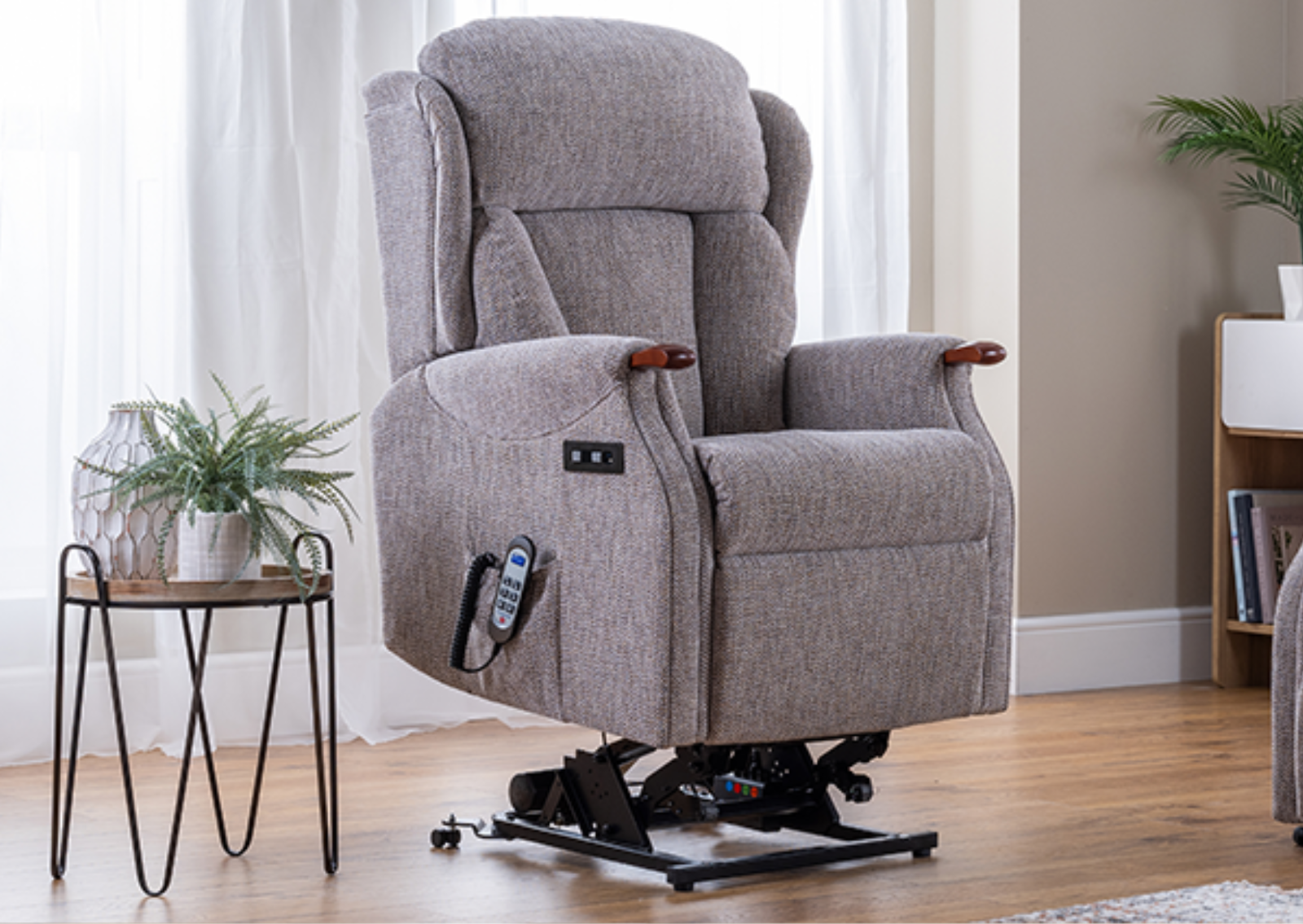 Rise & Recliner Chairs